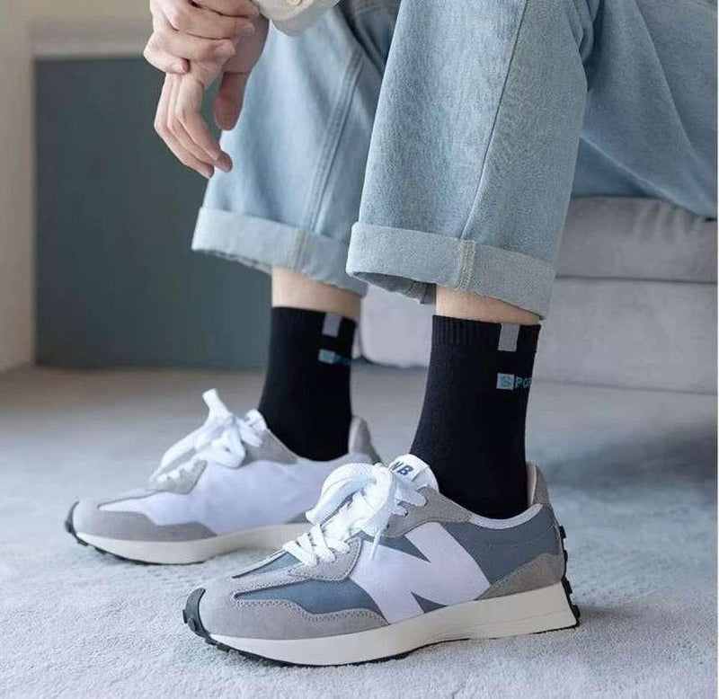 New Balance 327 Grey Sneakers